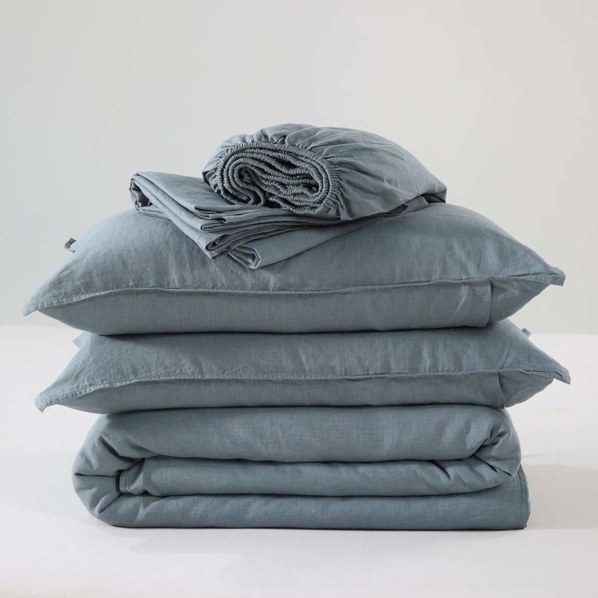 Bart Yarn-dyed Linen Bedding sets in Slate | Purbelif